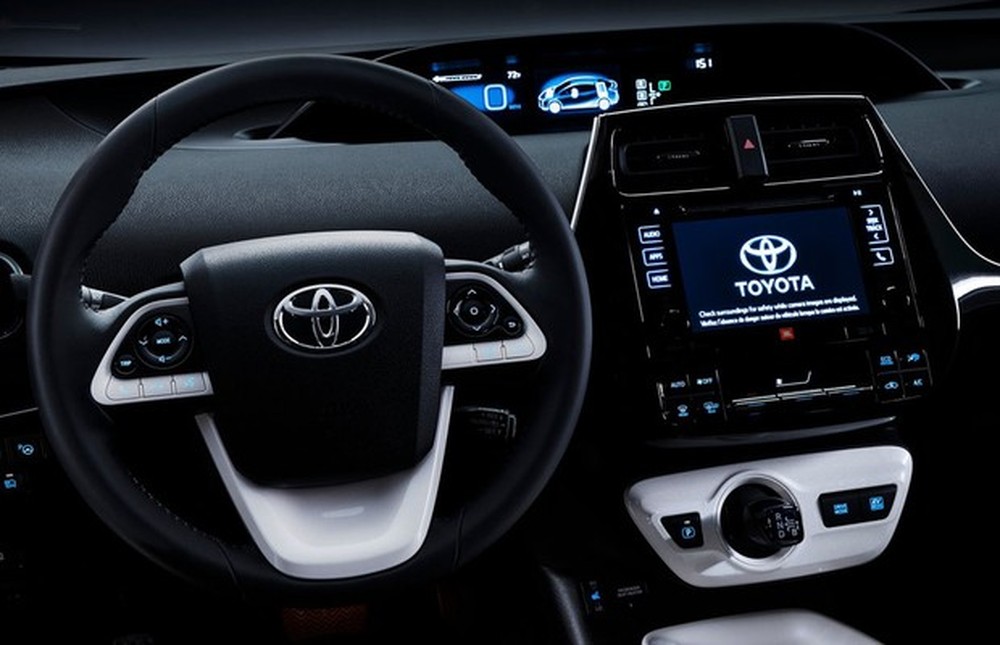 Toyota revela quarta geração do Prius e promete 10% mais economia de ...