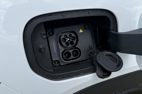 Teste: Jetour S06 é mais barato e promete 40 km/l contra BYD e GWM; vale?