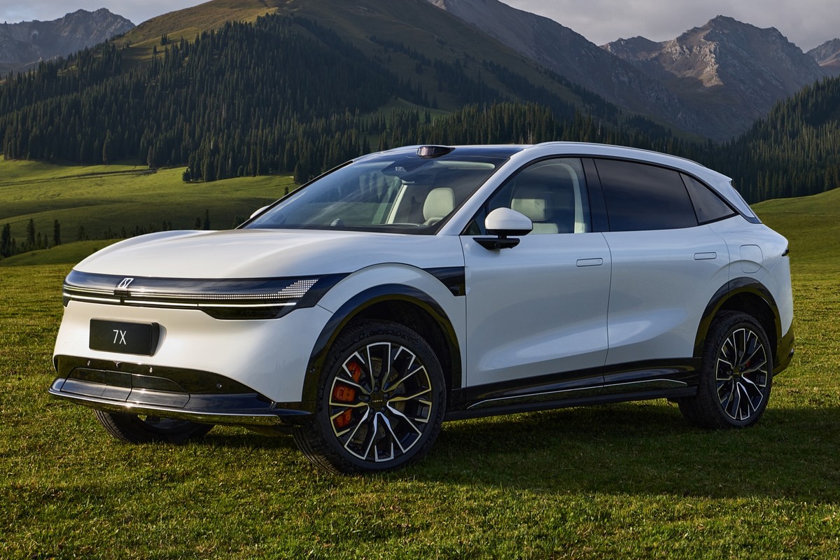 Zeekr 7X é SUV elétrico chinês de R$ 448 mil para encarar BMW X3