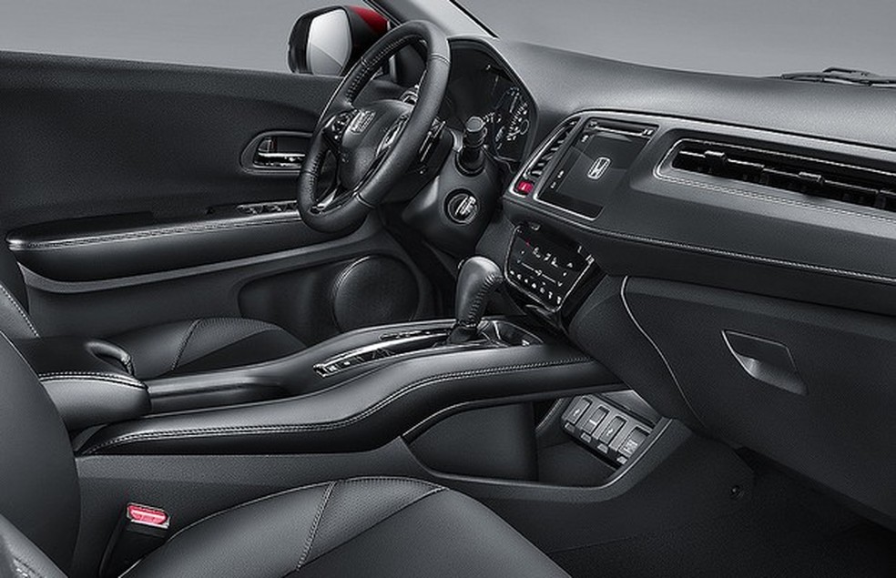 Honda divulga primeiras imagens oficiais do interior do HR-V