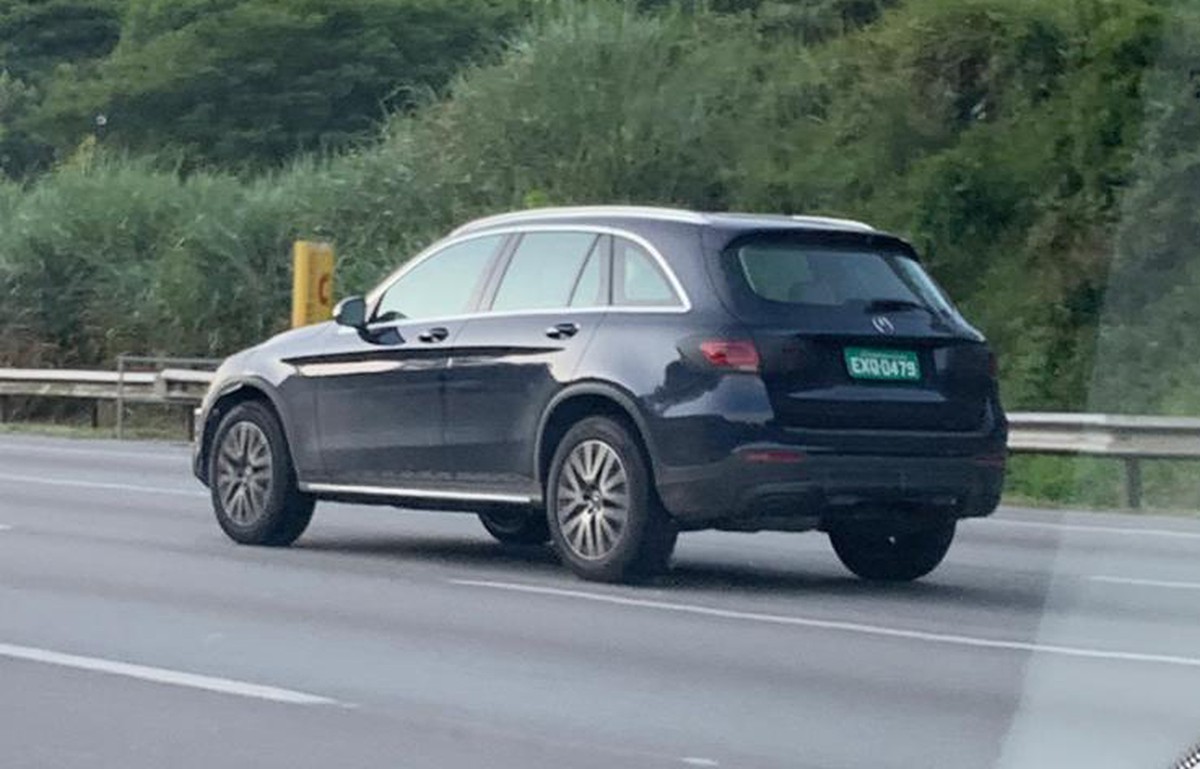 Mercedes-Benz GLC renovado é flagrado no Brasil 1 mês depois de ...