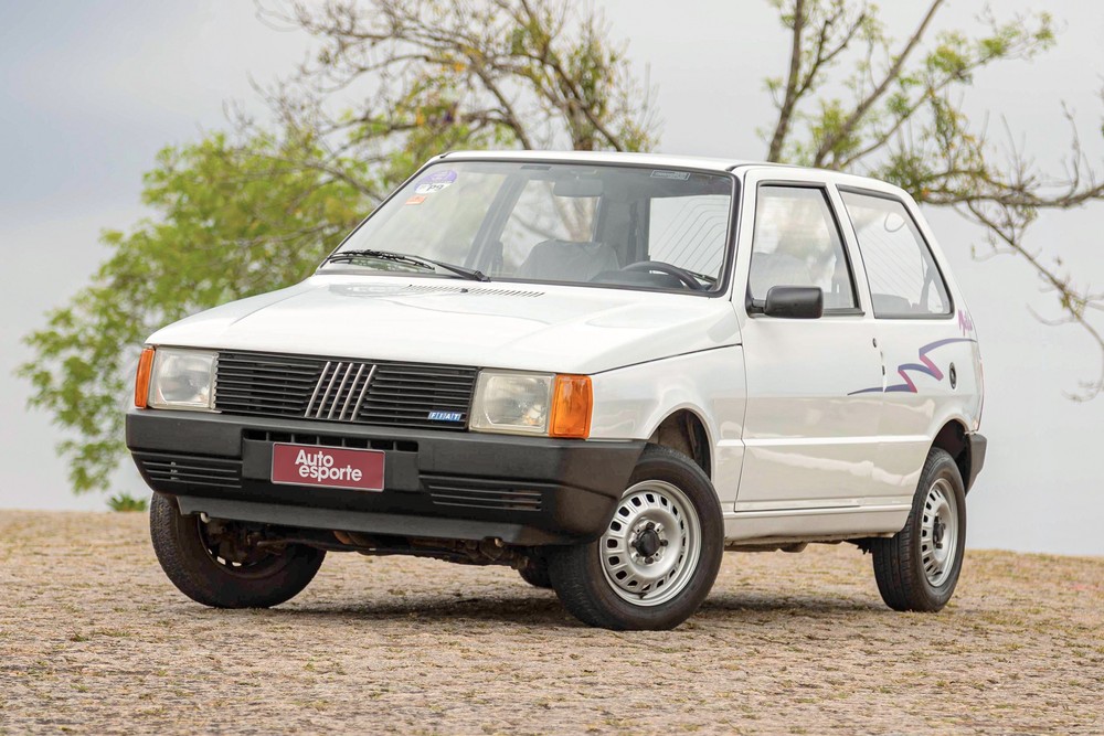 6 carros icônicos da década de 1990 para comprar a partir de R$ 10 mil