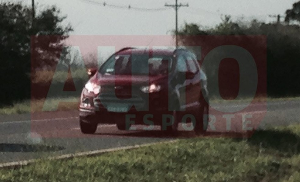 Ford confirma nova versão do Ecosport com câmbio Powershift