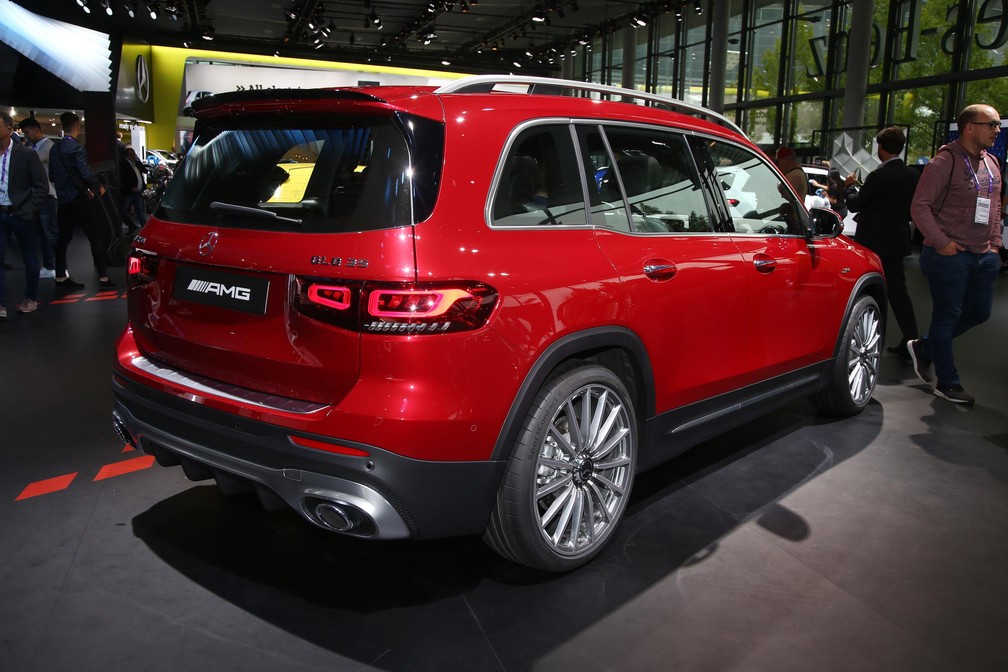 Mercedes-Benz confirma GLB para o Brasil e divulga planos de eletrificação