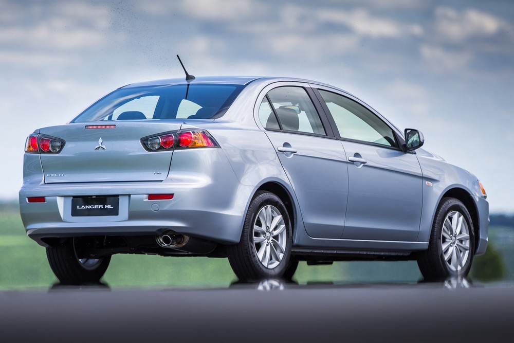 Mitsubishi Lancer: 3 versões usadas do icônico sedã a partir de R$ 53 mil