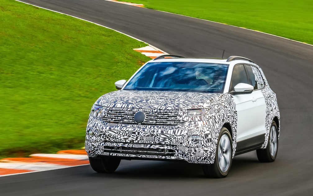 Volkswagen mostra T-Cross em ação no Brasil e as medidas do SUV