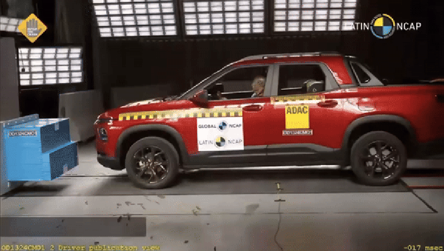 Chevrolet Montana recebe 3 estrelas em teste de segurança do Latin NCAP