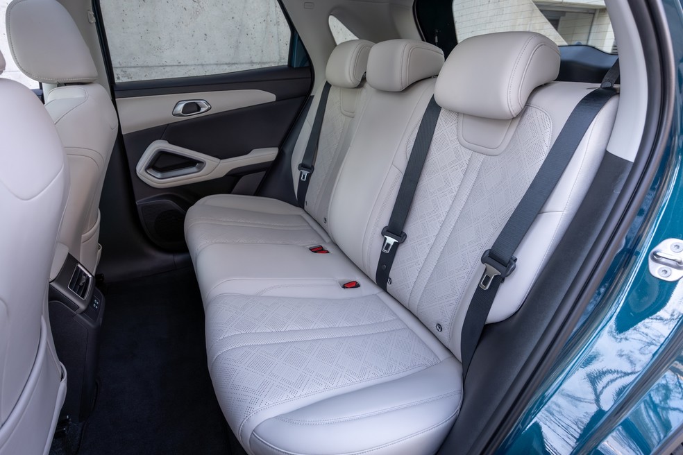 Teste: BYD Yuan Pro híbrido roda 1.000 km com um tanque e chega em 2026