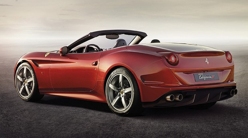 Ferrari revela nova California T