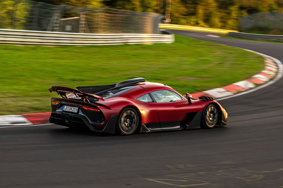 Mercedes-AMG One quebra novo recorde com motor híbrido de Fórmula 1