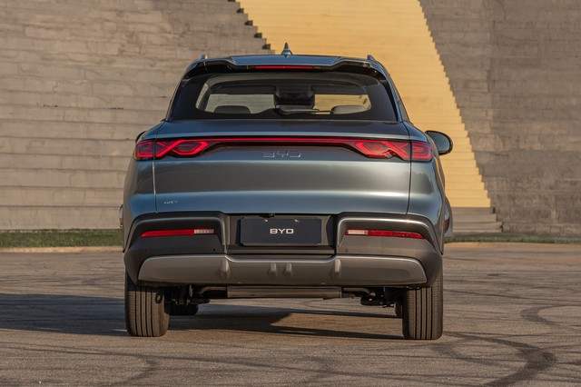 BYD Atto 2 entra em pré-venda; saiba quando o SUV híbrido chega às lojas