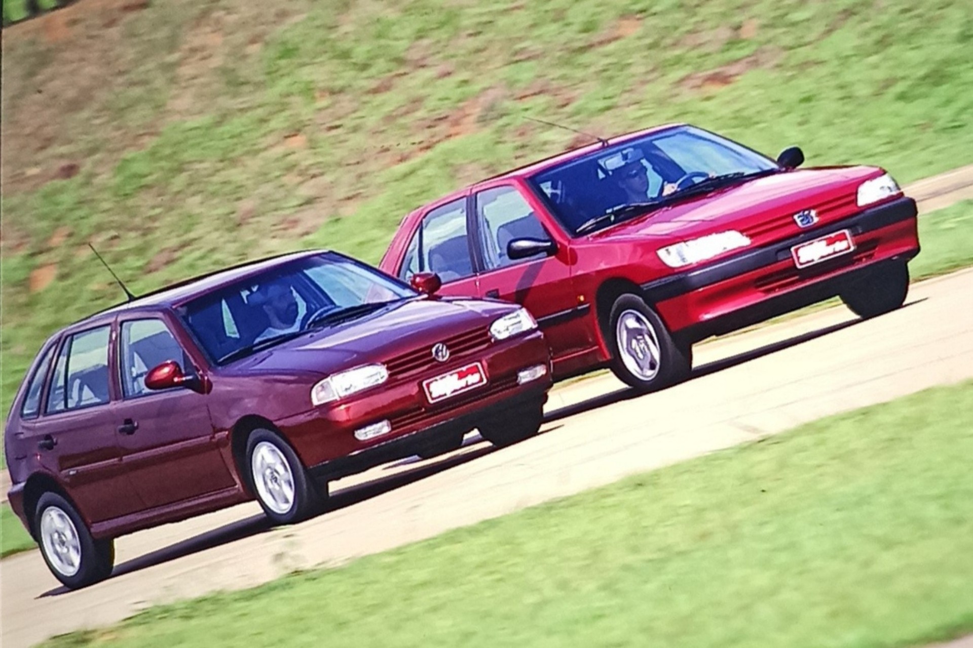Volkswagen Gol GLS enfrentou com o moderno Peugeot 306 XR em 1997