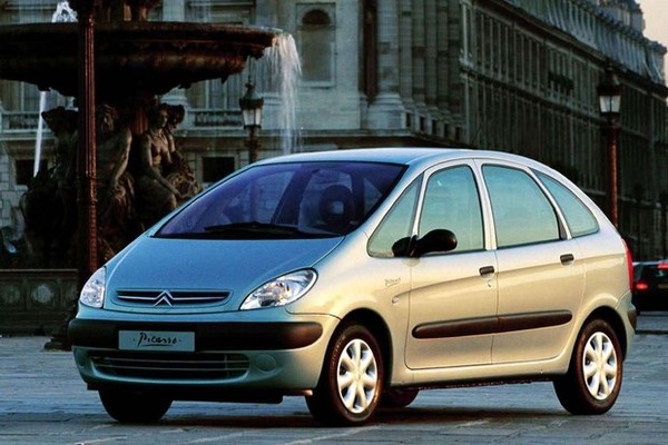 Citroën comemora 100 anos com série especial de C3, C4 Lounge, C4 ...