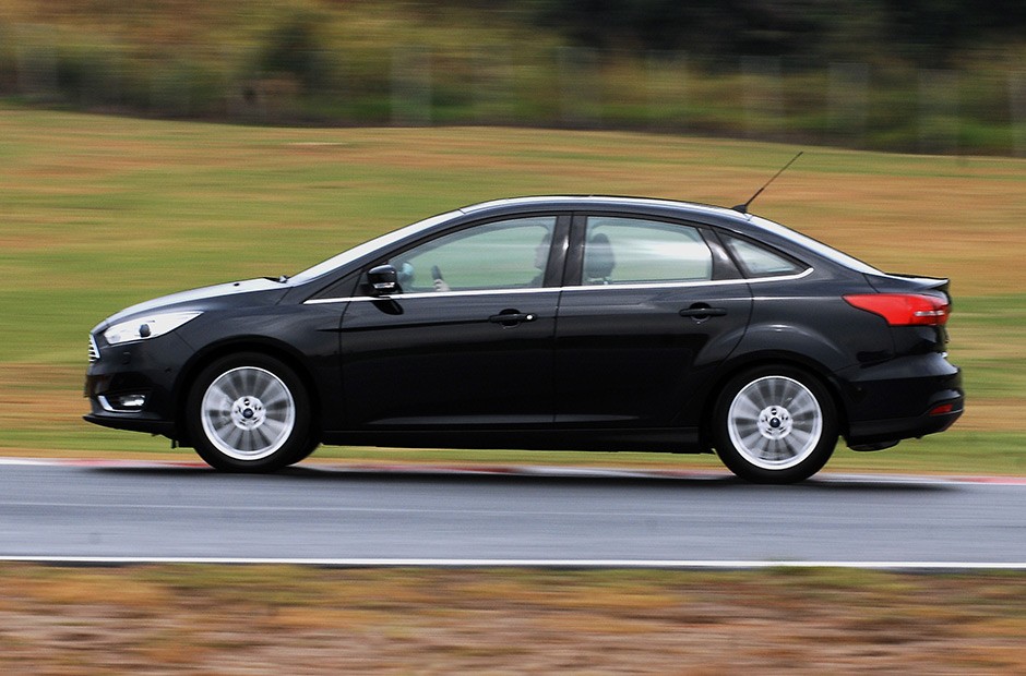 Avaliação: Ford Focus Fastback 2.0 Titanium