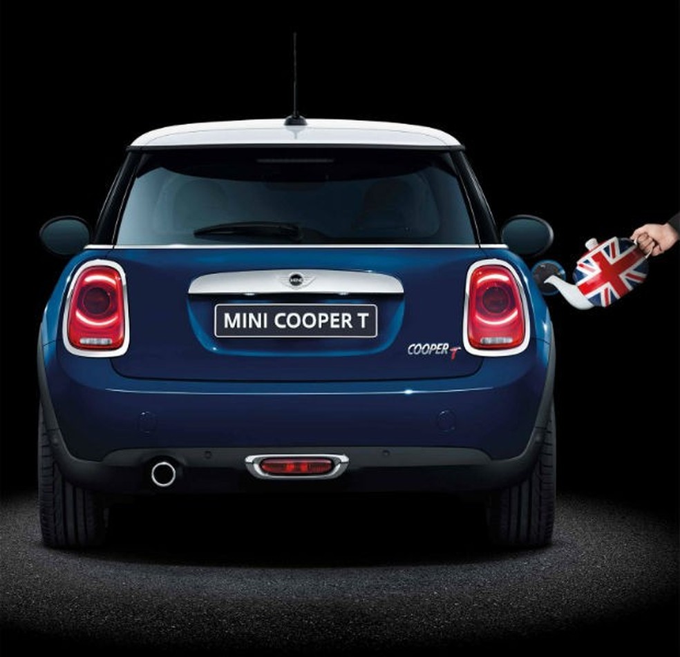 Montadoras fazem pegadinhas para o primeiro de abril