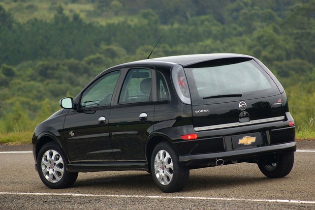 Chevrolet Corsa: preços na Tabela Fipe e pontos fortes do hatch