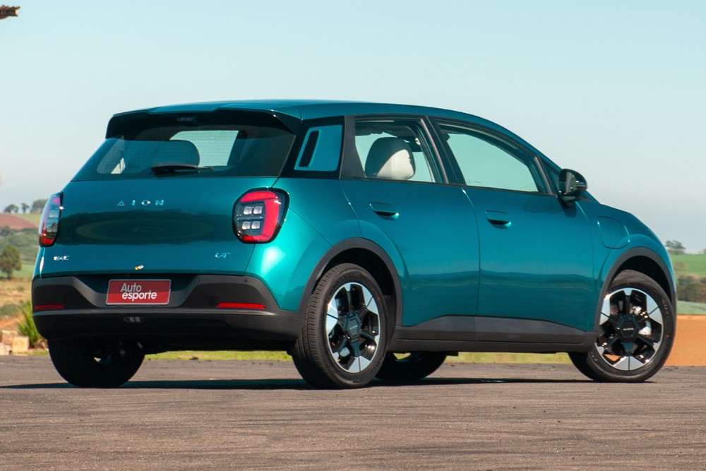 Teste: GAC Aion UT chega depois de BYD Dolphin e Geely EX2, mas é melhor?