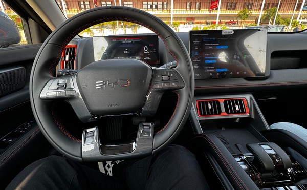 BYD Shark: demos uma voltinha na primeira picape híbrida plug-in do Brasil