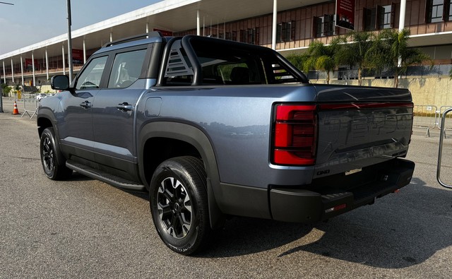 BYD Shark: demos uma voltinha na primeira picape híbrida plug-in do Brasil