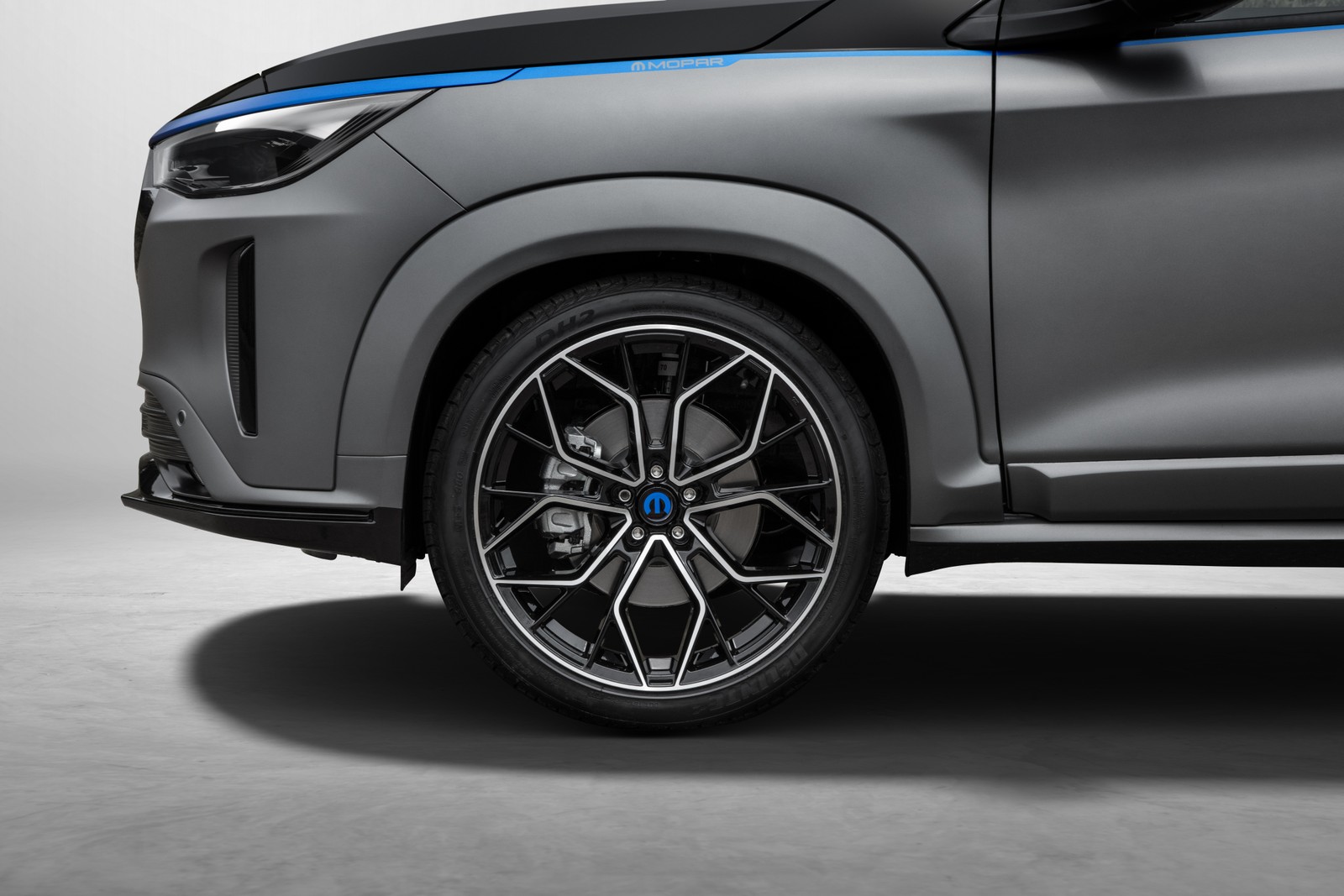 Fiat Fastback tunado tem rodas aro 19, difusor de escape e acabamento ...