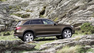 Mercedes revela novo GLC