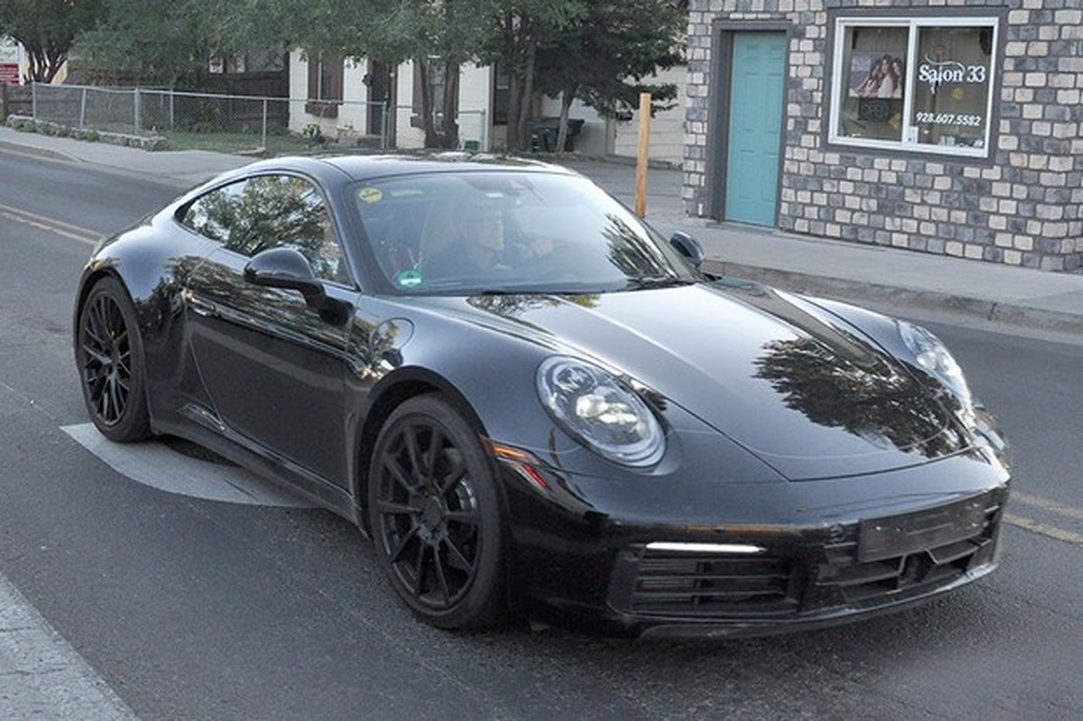 Nova base do Porsche 911 vai gerar esportivos da Audi e Lamborghini