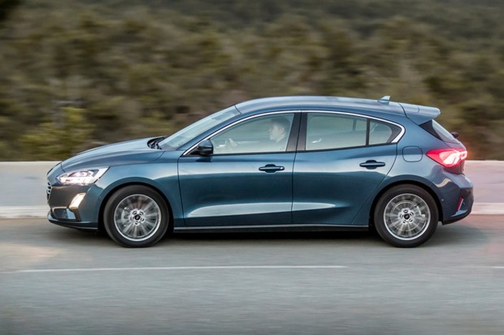 Teste: novo Ford Focus Titanium impressiona, mas não vem para o Brasil