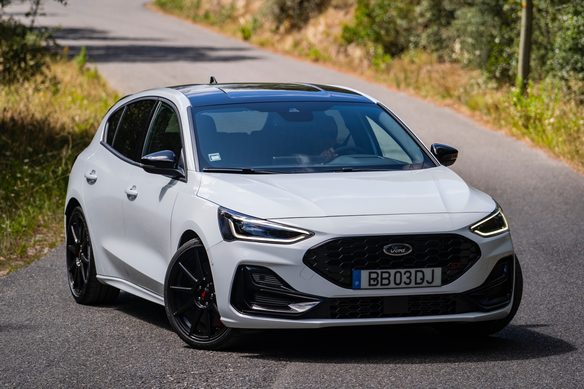 Ford Focus sai de linha após 27 anos e deixa marca fora do segmento