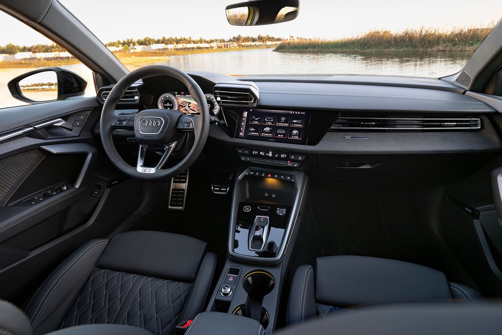 Audi A3 2025 tem novo visual e não é mais híbrido; veja os preços