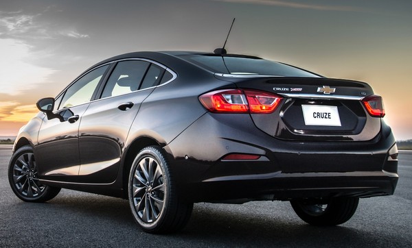 6 carros usados lançados em 2016 que ainda valem a pena 10 anos depois