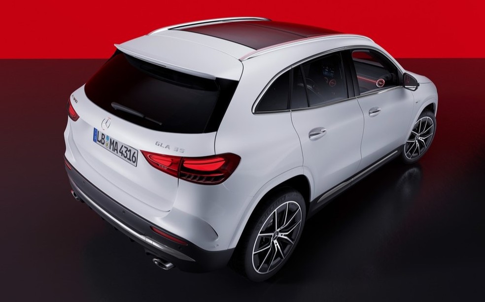 Mercedes-Benz GLA e GLB chegam ao Brasil com motorização híbrida; veja ...