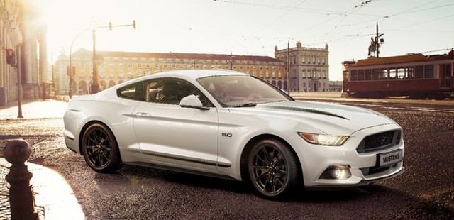Ford revela duas edições especiais do Mustang