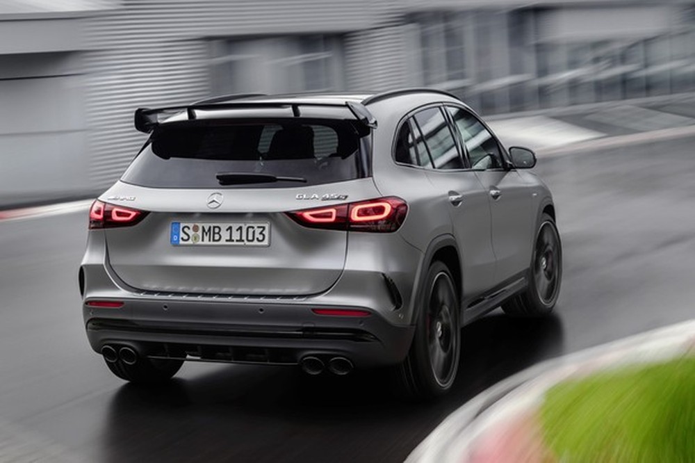 Mercedes-AMG GLA 45 S extrai 421 cv de um motor 2.0 turbo e deixa o ...