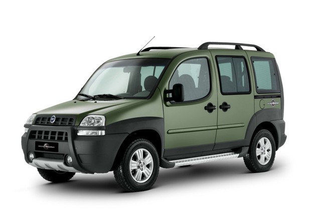 Conheça 6 carros usados dos anos 2000 para comprar a partir de R$ 14 mil