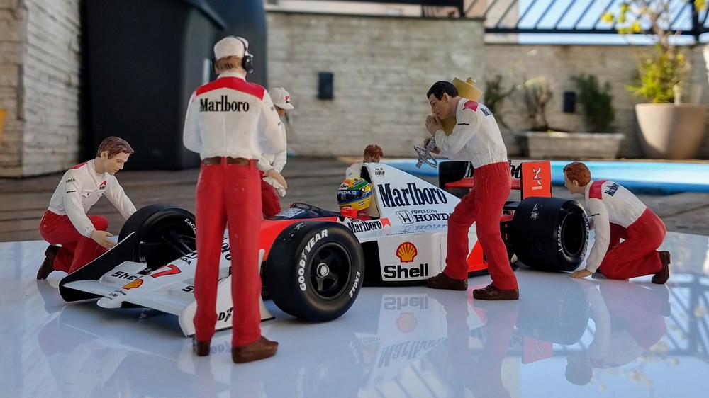 Conheça a história de uma das maiores coleções temáticas de miniaturas ...