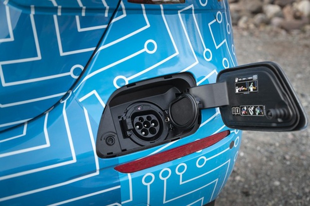 O que esperar do novo Classe E, que estreia em março e chega ao Brasil ...