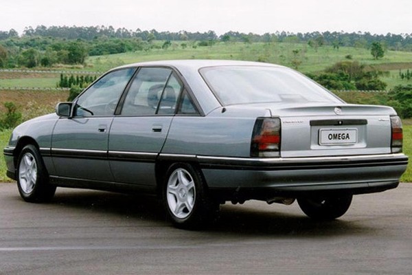 Relembre modelos da Opel no Brasil