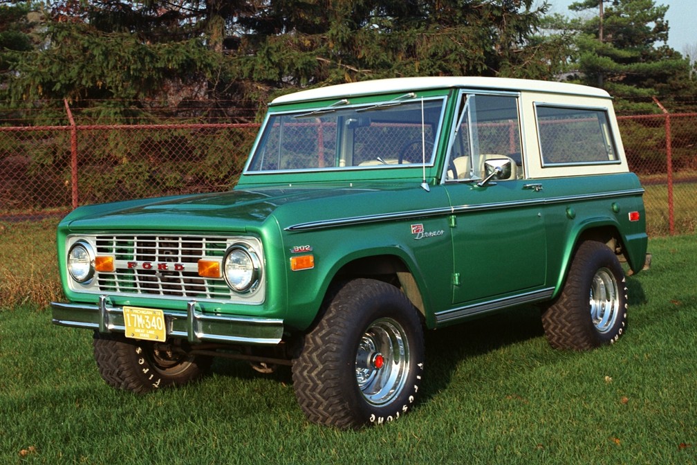 Ford reforça ícones históricos com novos Bronco e F-150