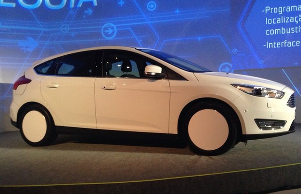 Ford revela novo Focus, que chega ao Brasil no segundo semestre