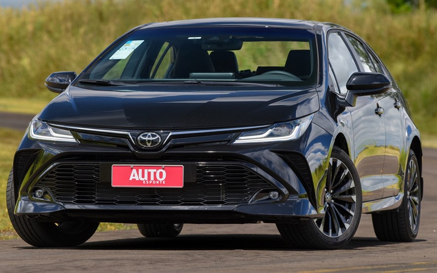 Teste: Toyota Corolla GR-S 2024 tem marra de esportivo, mas perde potência