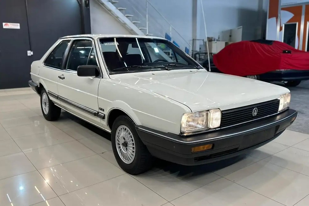 5 carros clássicos dos anos 1980 que ainda são boas opções de compra