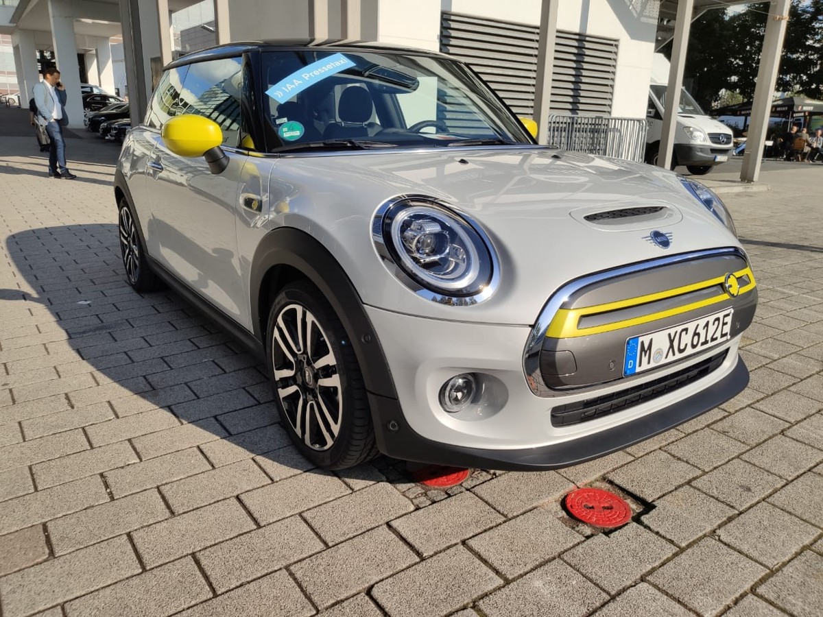 Mini elétrico é lançado no Salão de Frankfurt e será vendido no Brasil