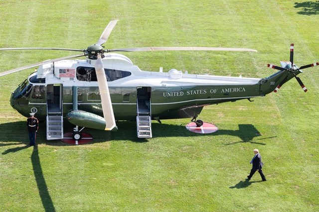 O novo helicóptero do Donald Trump é uma limusine aérea