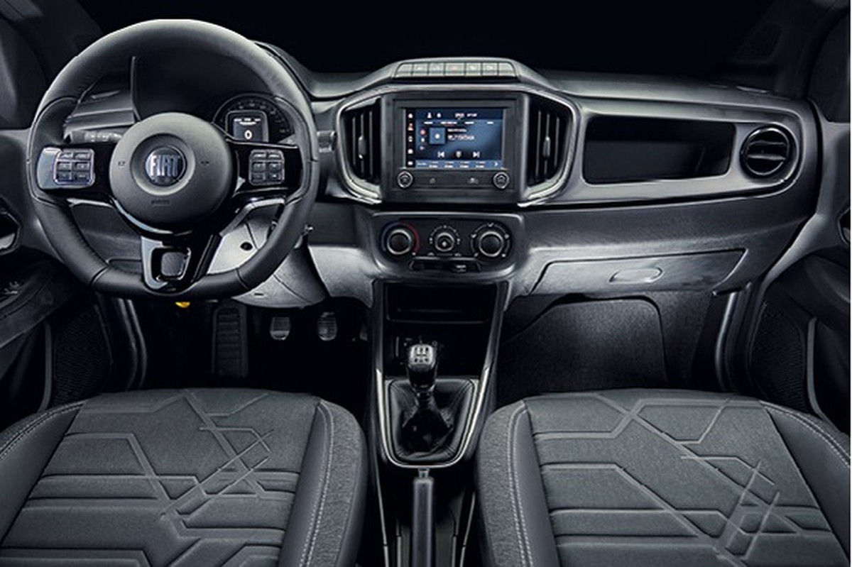 Eis o interior da nova Fiat Strada, que tem muito de Mobi e Uno