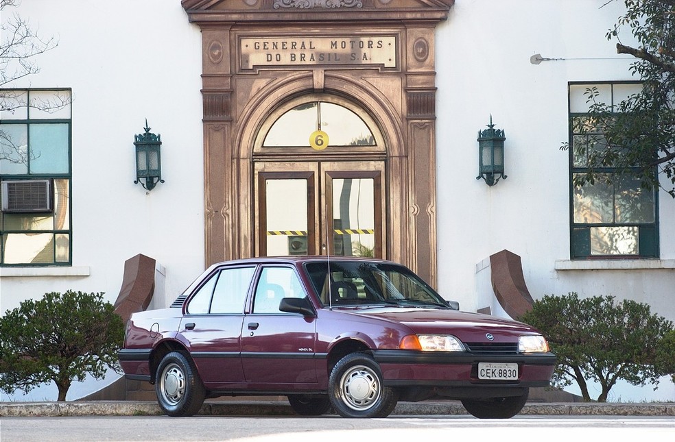 Chevrolet Monza faz 36 anos e donos falam sobre amor pelo carro