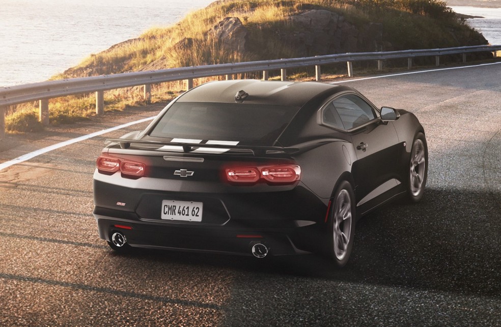 Chevrolet Camaro Collection terá preço de até R$ 595 mil no Brasil