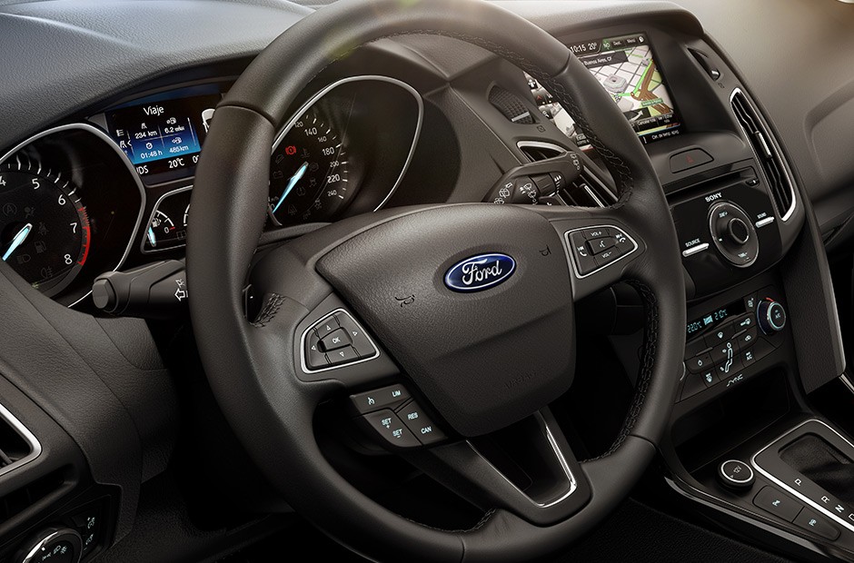 Avaliação: Ford Focus Fastback 2.0 Titanium