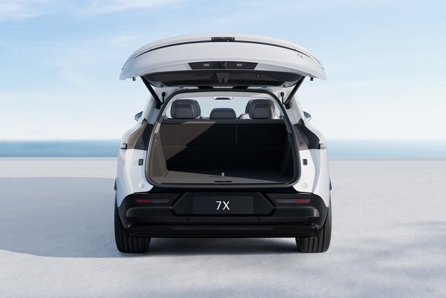 Zeekr 7X é SUV elétrico chinês de R$ 448 mil para encarar BMW X3