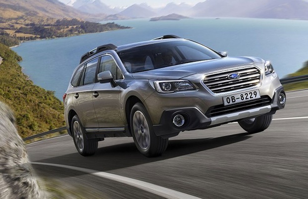 Subaru Legacy e Outback renovados começam a ser vendidos em dezembro