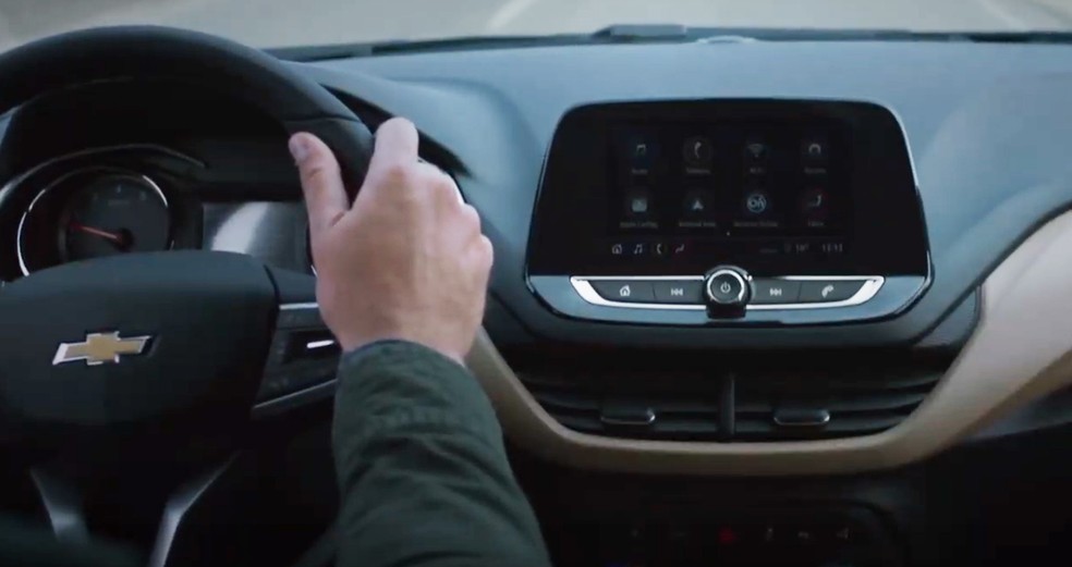 Chevrolet revela nova geração de Onix e Onix Plus, que substitui o Prisma